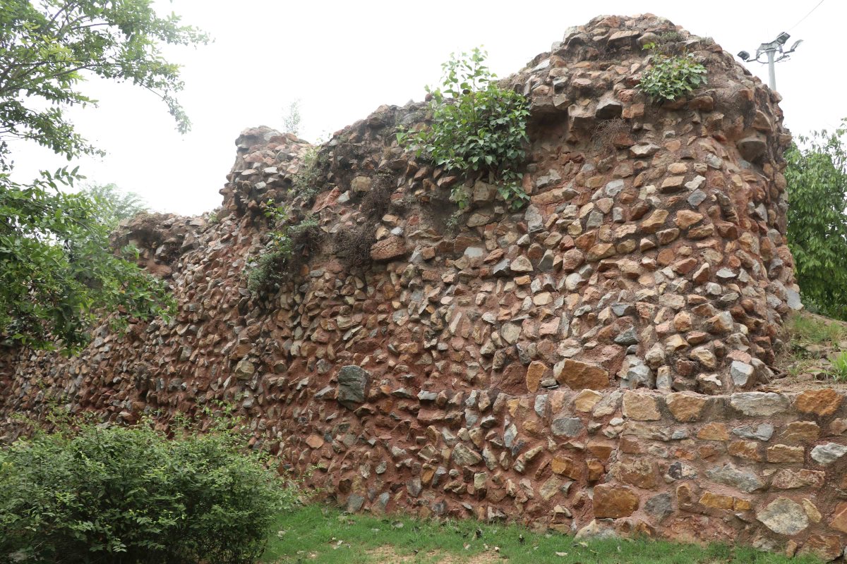 Exploring Alauddin Khilji’s Siri Fort | Chinmaye