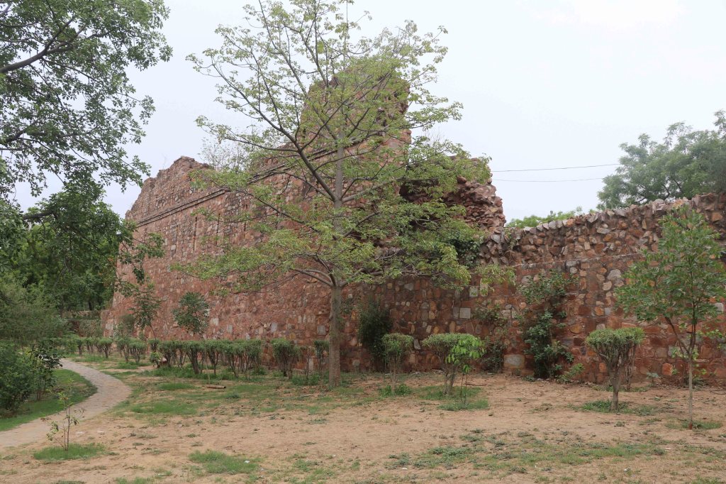 Exploring Alauddin Khilji’s Siri Fort | Chinmaye